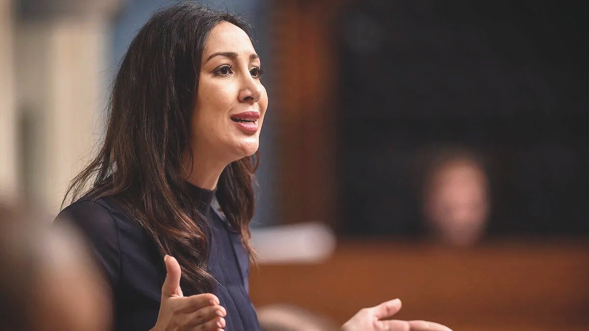 Marwah Rizqy: «Η παιδεία είναι ένας κοινωνικός ανελκυστήρας» – Ta NEA